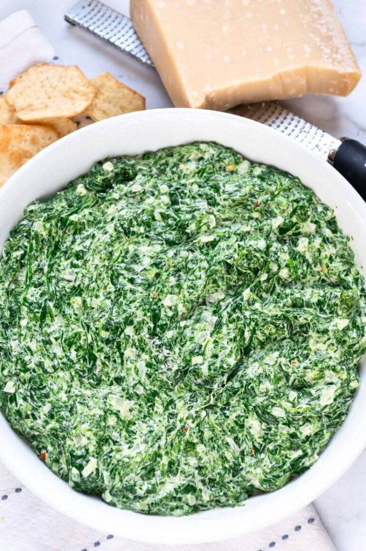 Cheesy Creamed Spinach Recipe - Yummy and fully
