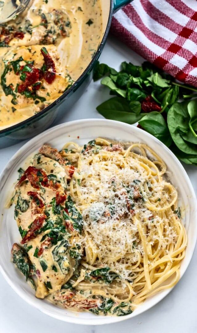 Garlic Tuscan Chicken Recipe - Yummy and fully