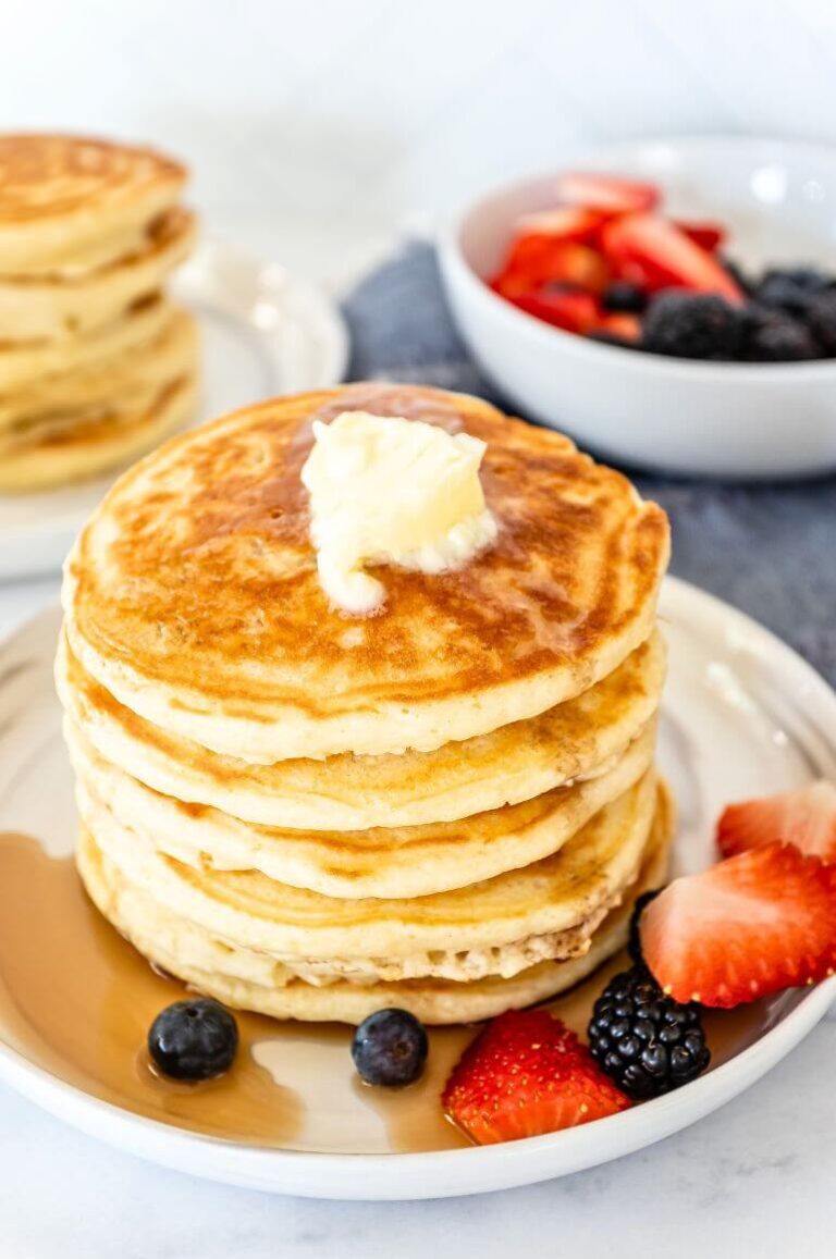 Easy Basic Pancakes Recipe - Yummy and fully