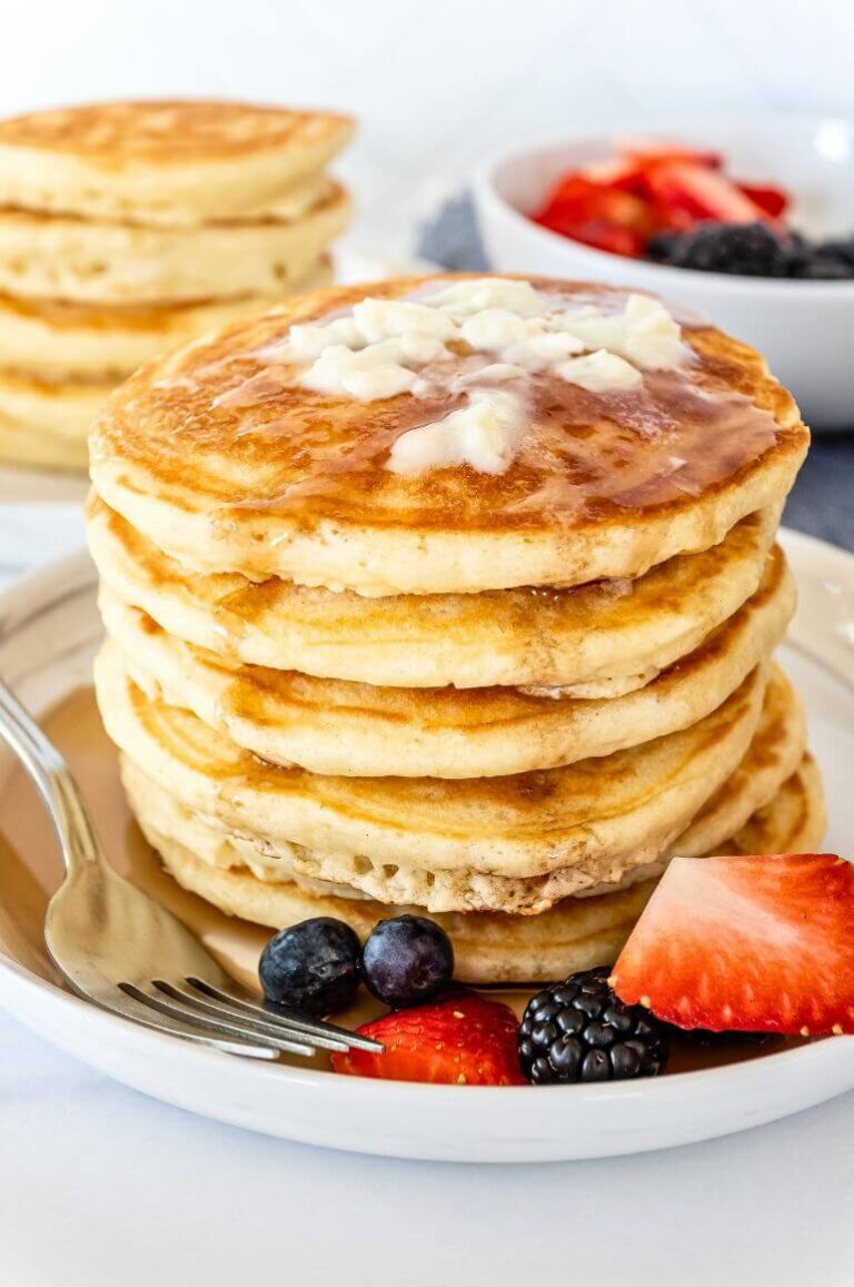 Easy Basic Pancakes Recipe - Yummy and fully