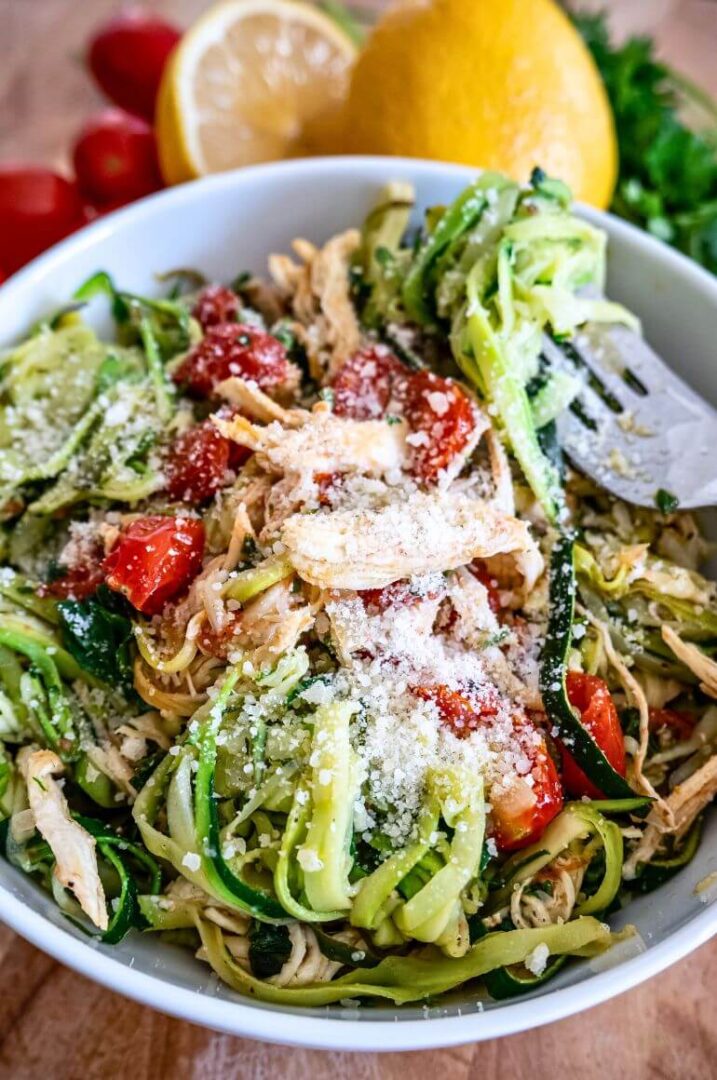 Easy Chicken and Zoodles - Yummy and fully