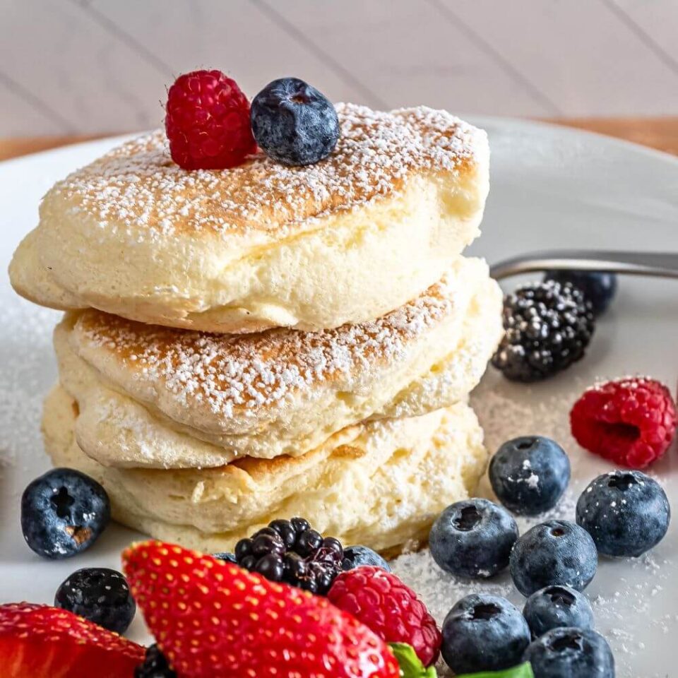 Fluffy Japanese Soufflé Pancakes - Yummy and fully