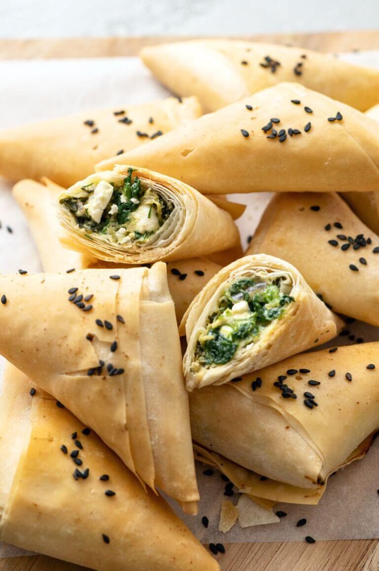 Spanakopita Triangles Recipe - Yummy and fully
