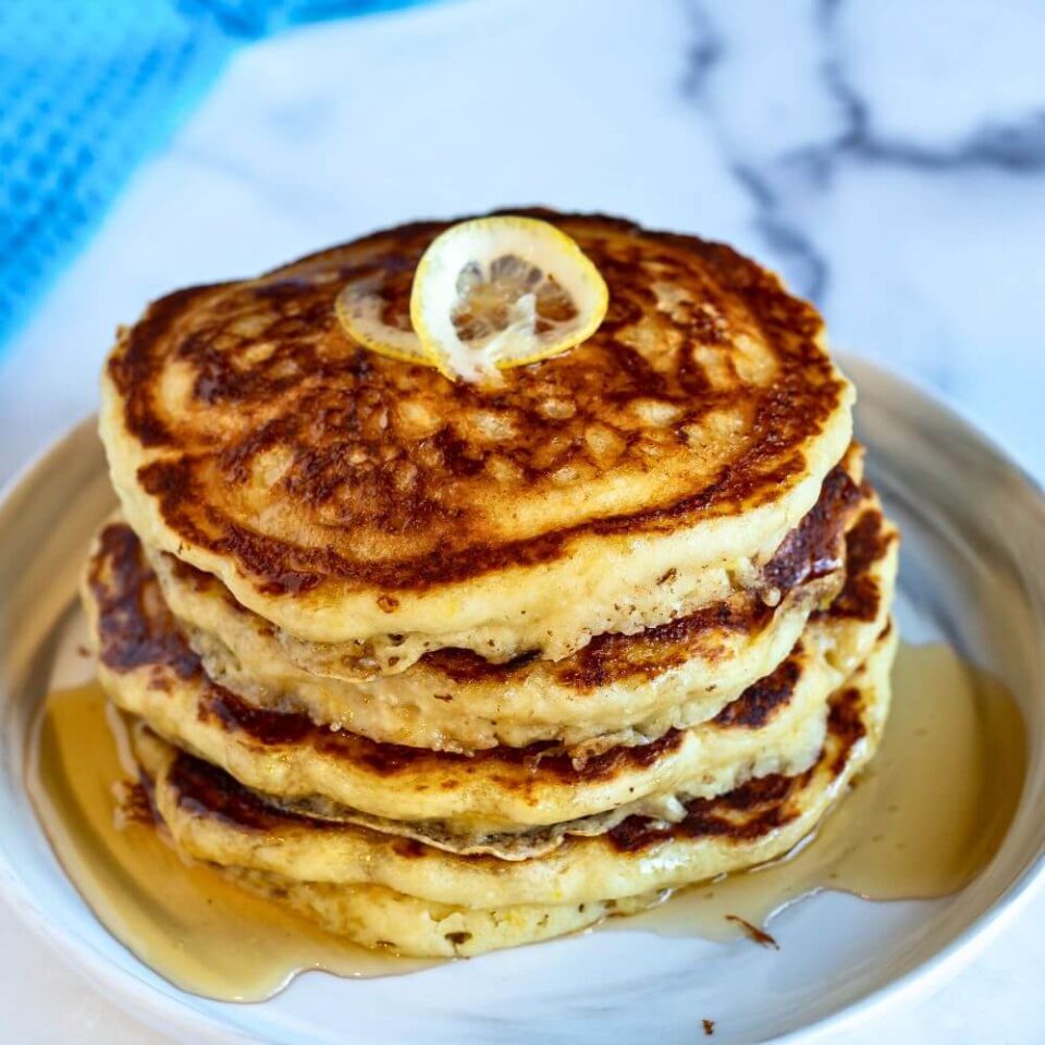 Melt-In-Your-Mouth Lemon Ricotta Pancakes - Yummy and fully