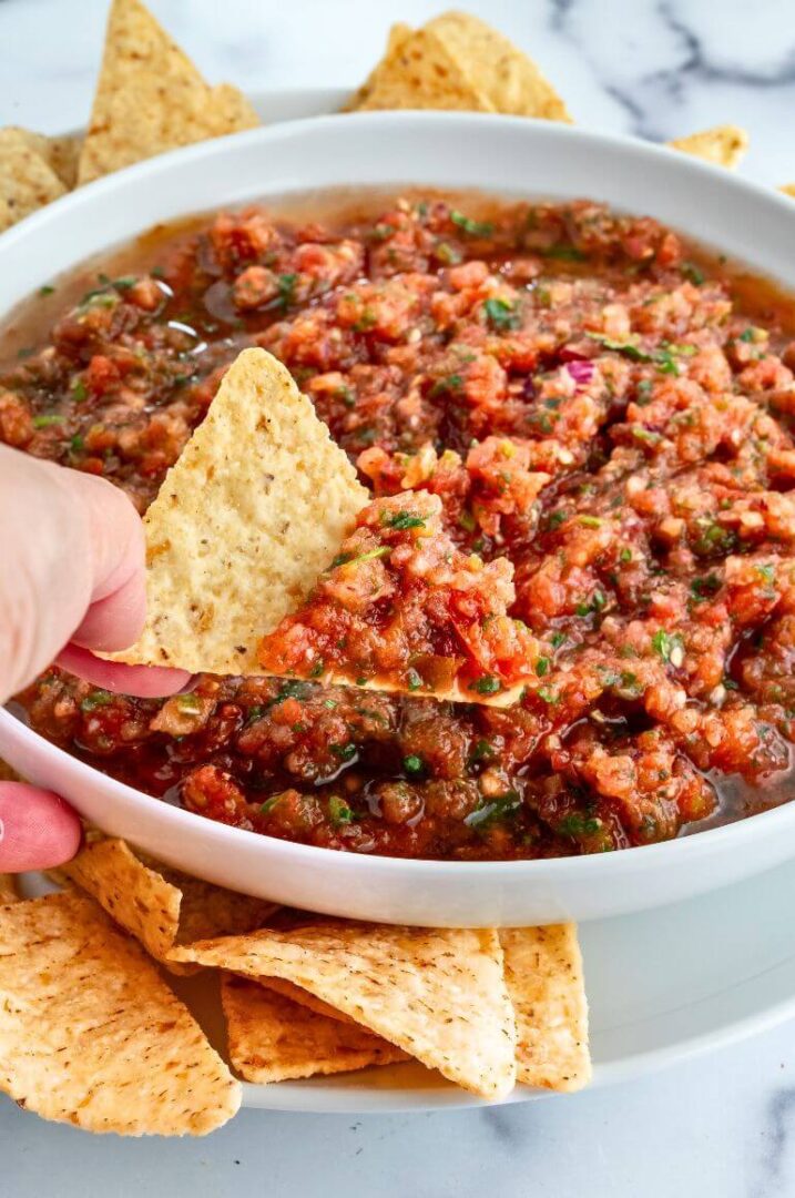 Quick & Delicious Salsa Recipe - Better Than Store-bought! - Yummy and ...
