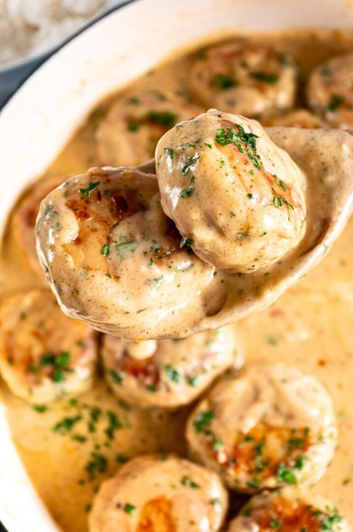 Chicken Meatballs With Sauce - Yummy and fully