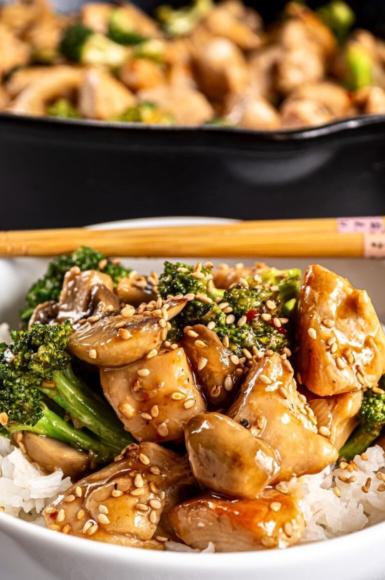 Chicken and Broccoli Recipe - Yummy and fully