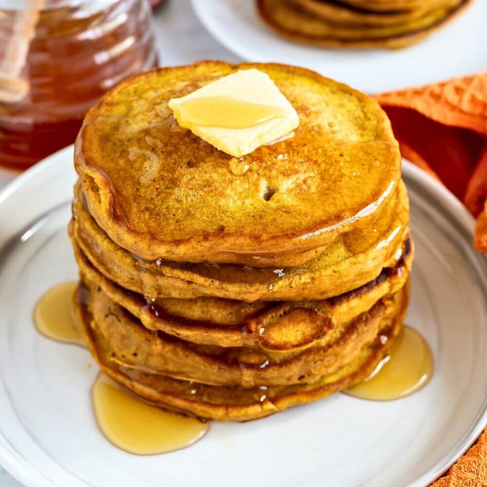 Fast Prep Cozy Pumpkin Pancakes - Yummy and fully
