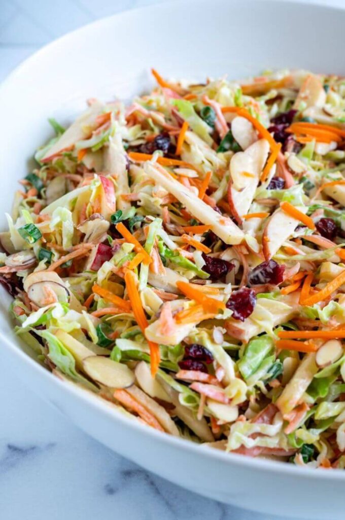 10-Minute Creamy Apple Slaw Recipe - Yummy and fully