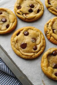 10-Minute Prep Chewy Chocolate Chip Cookies - Yummy and fully