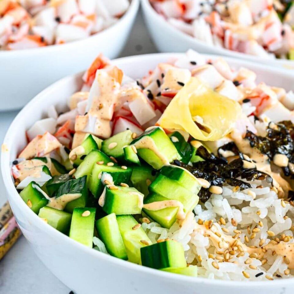 Quick & Easy California Roll Bowls For Busy Weeknights - Yummy and fully
